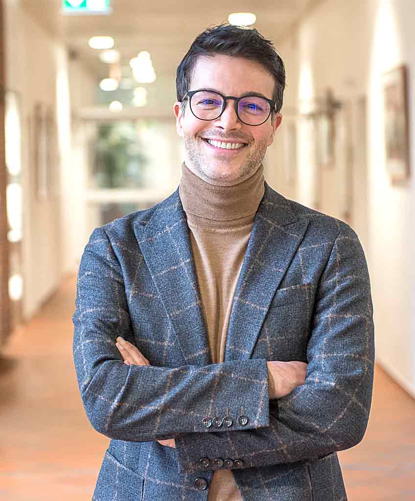 Nachrichten Lübbecke - Uni-Prof. Dr. Paslakis leitet Zentrum für Seelische Gesundheit - HALLO ...